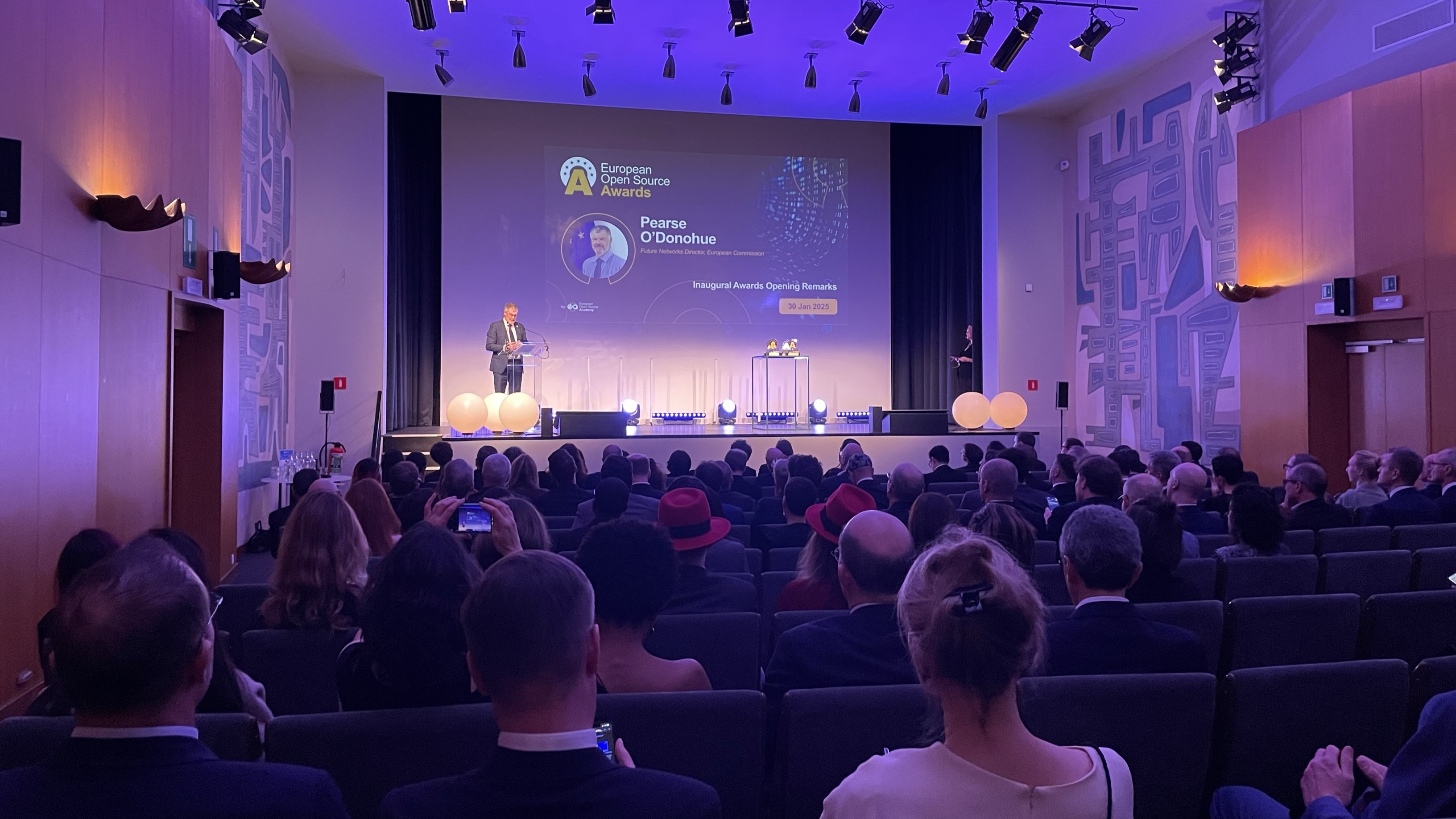 Beyond the Code: A travel report from the EU Open Source Week 2025